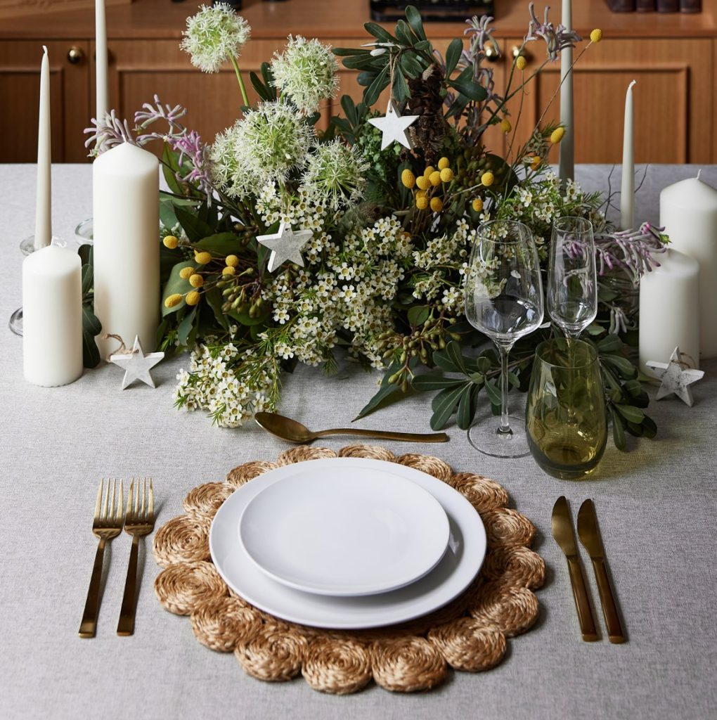 Australian Christmas Table - The Pretty Table - Tablewar Hire