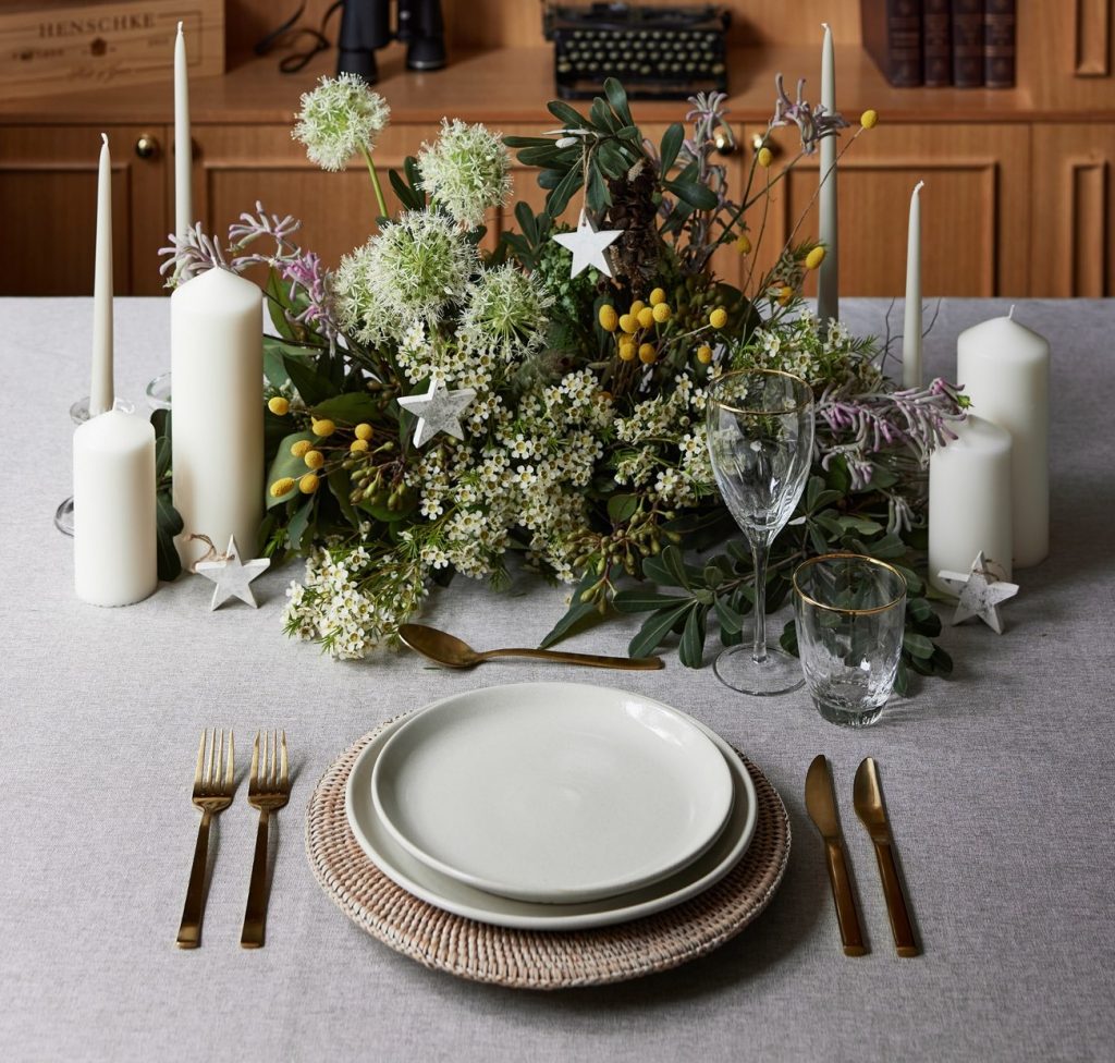 Australian Christmas Table - The Pretty Table - Tablewar Hire