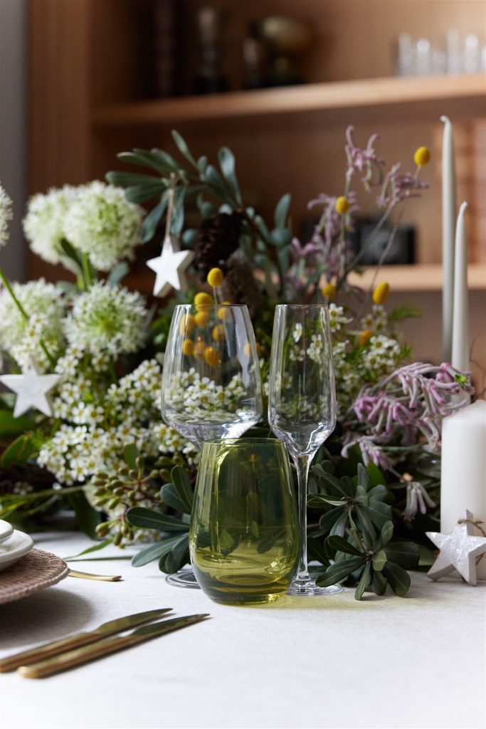 Australian Christmas Table - The Pretty Table - Tablewar Hire