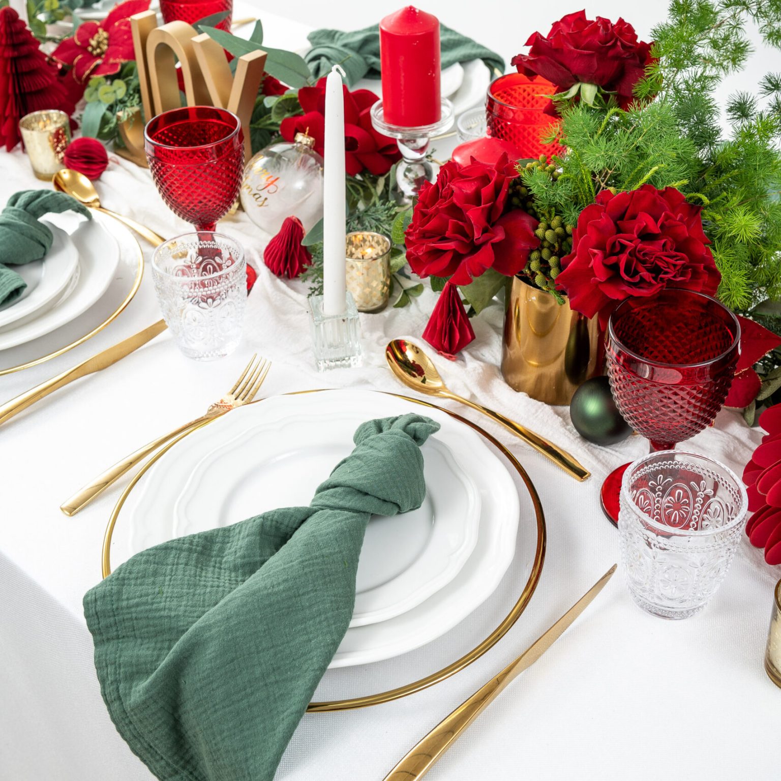 Christmas Tableware Hire - The Pretty Table Hire